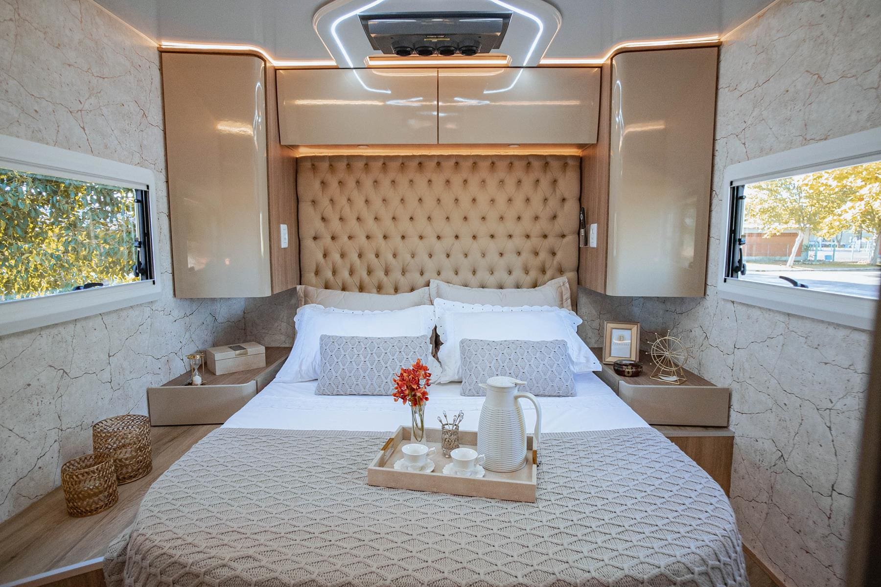 Motorhome Legacy | Neway